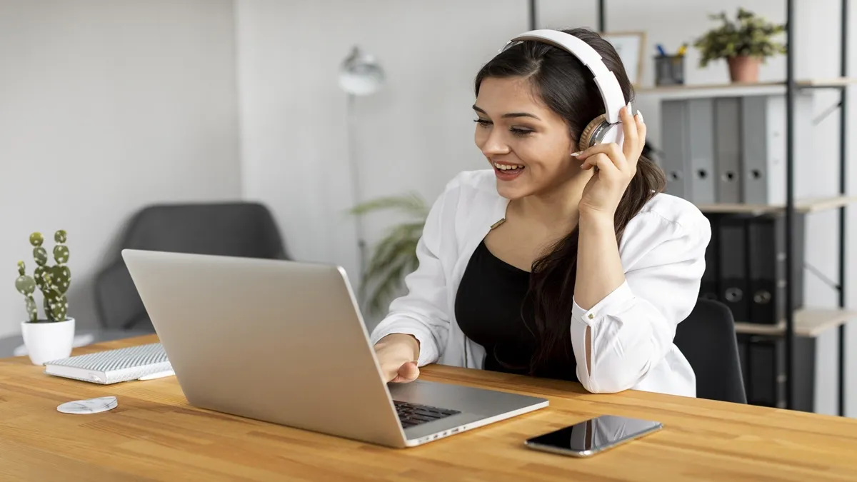 Top 8 Dual-Pairing Headphones For Multitasking