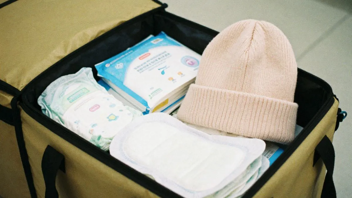 Hospital Bag Checklist: Top 10 Essential Items To Pack For Delivery In ...