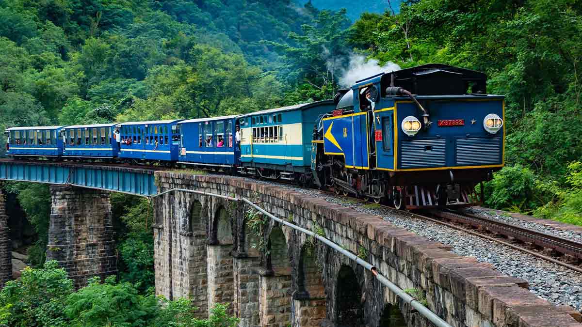 World Tourism Day 2024: 5 Iconic Indian Heritage Trains To Consider For ...