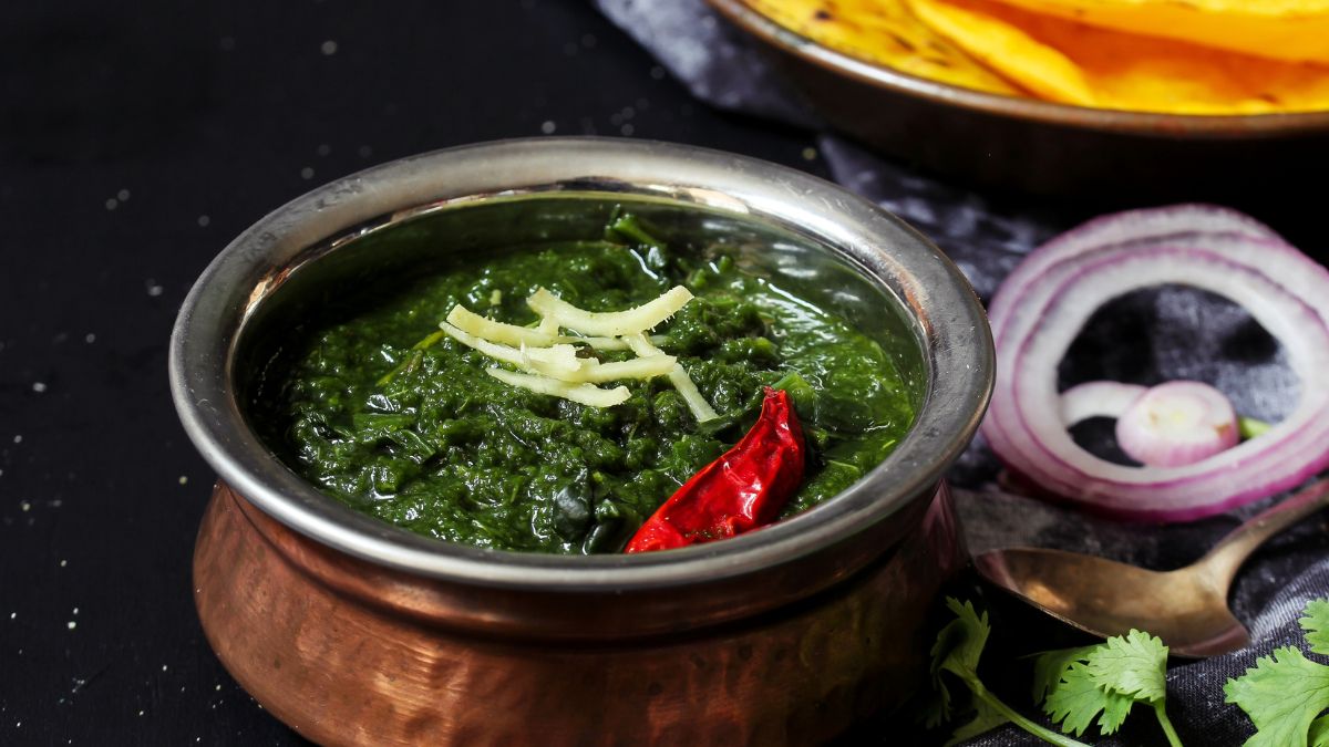 7-Step Cholai Ka Saag Recipe To Make You Feel Dil Se Indian | HerZindagi