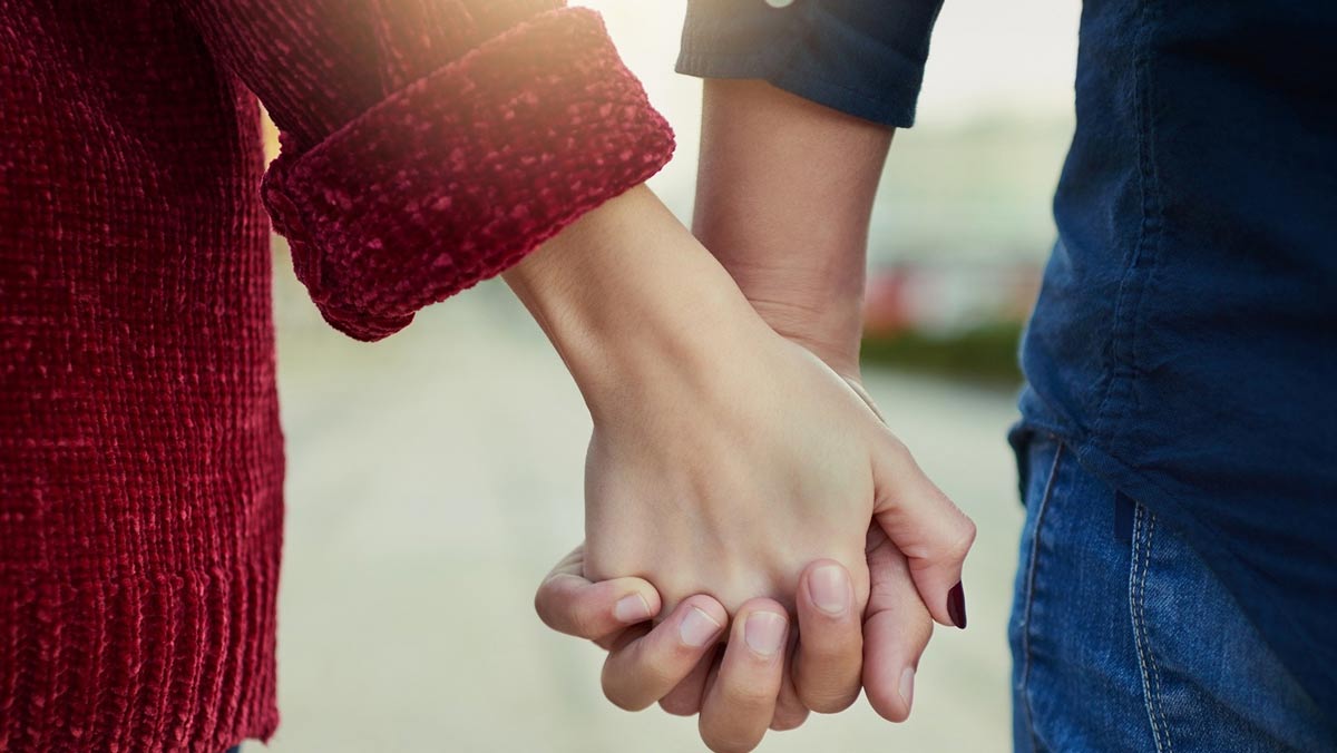 What is Cuffing Season? 5 Points About The Winter Relationship Trend ...