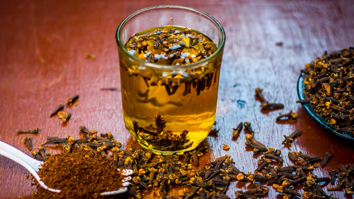 5 Reasons Why You Should Drink Clove Water For Losing Weight | HerZindagi
