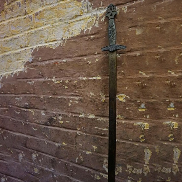 Should You Keep A Sword At Your Home? Vastu Expert Shares 3 Tips