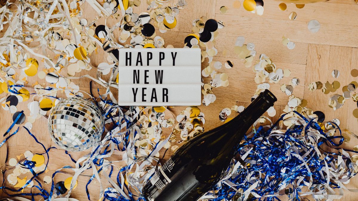 New Year 2025 15 Instagram Captions To Wish Your Loved Ones HerZindagi New Year 2025 15 Instagram Captions To Wish Your Loved Ones HerZindagi