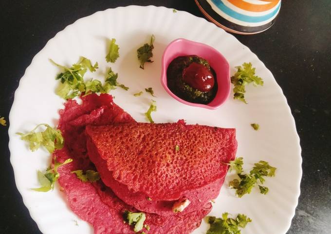 How To Make Beetroot Cheela In Quick And Easy 5 Steps | HerZindagi