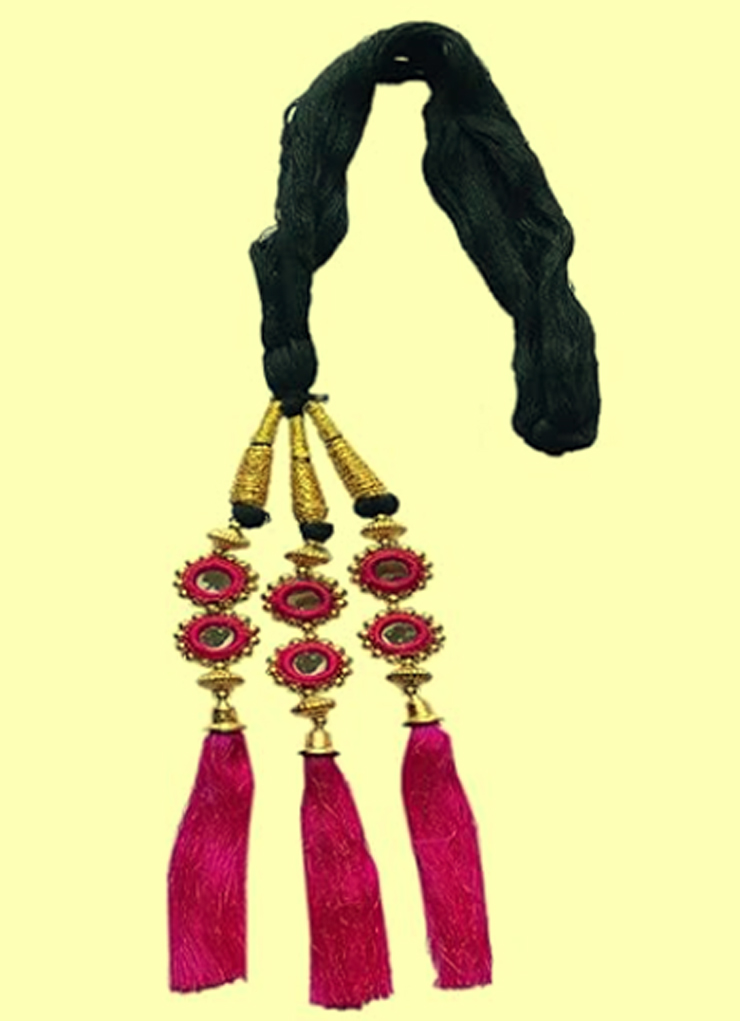 5+ Beautiful Paranda Designs For The Punjabi Kudi In You | Herzindagi