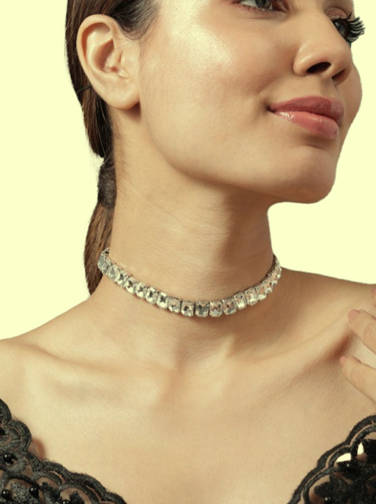 Jasleen Royal’s Look From Coldplay's Mumbai Concert Is Making Waves ...