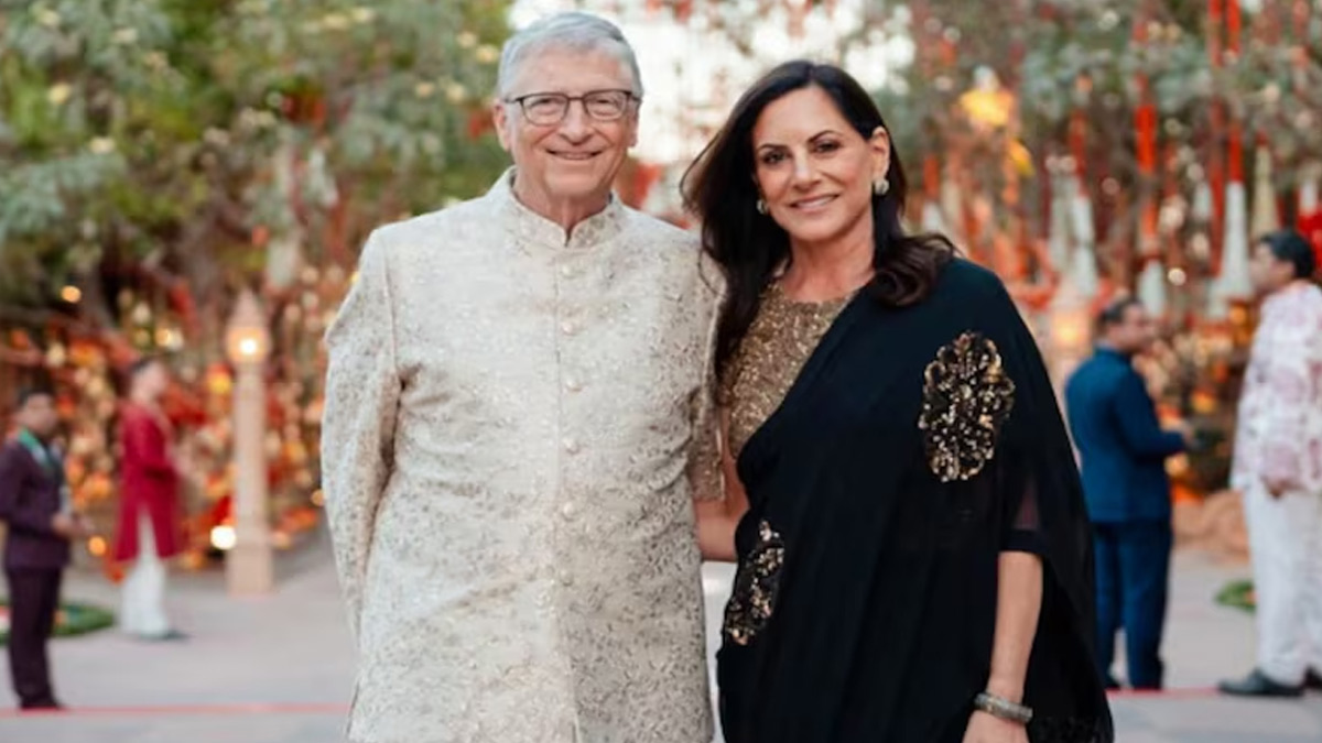 Who Is Paula Hurd? 3 Facts About Microsoft Co-Founder Bill Gates's ...