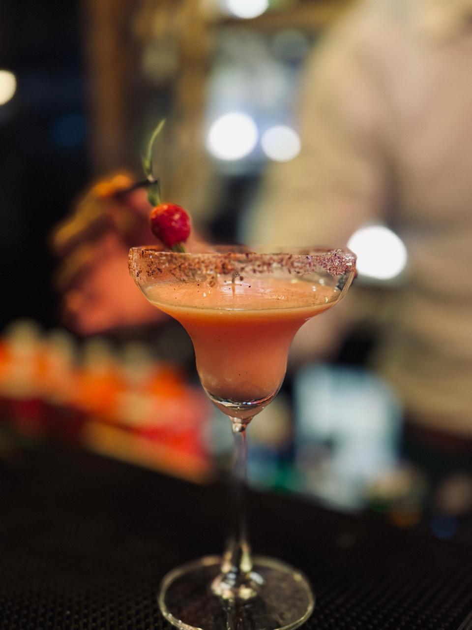Try This Easy Strawberry Coconut Mocktail The Next Time You Host A ...