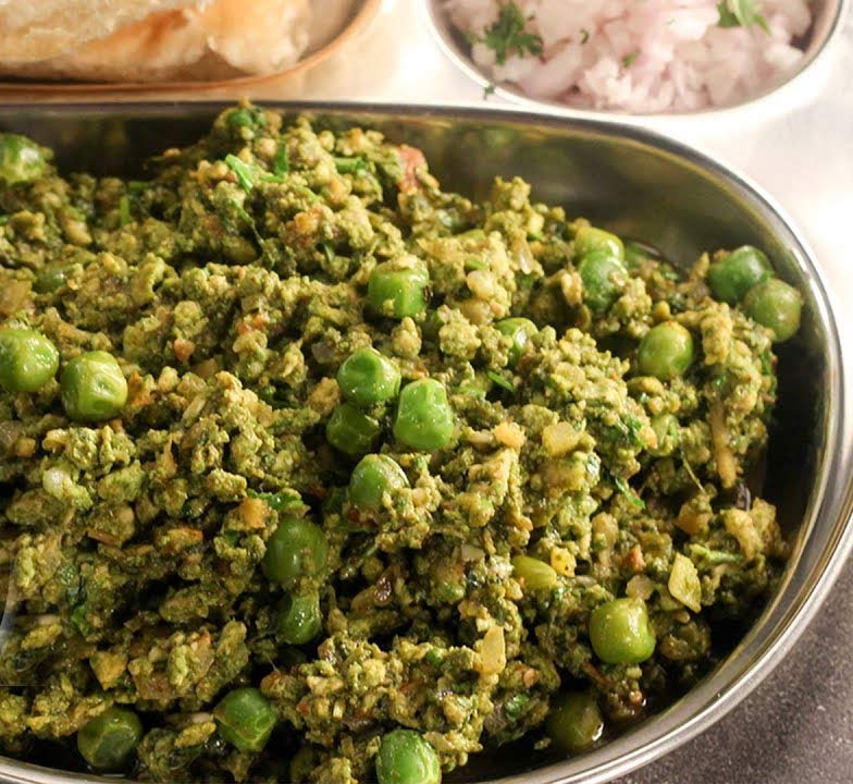 Palak Chicken Keema Recipe: Here’s How To Make This Iconically Indian ...