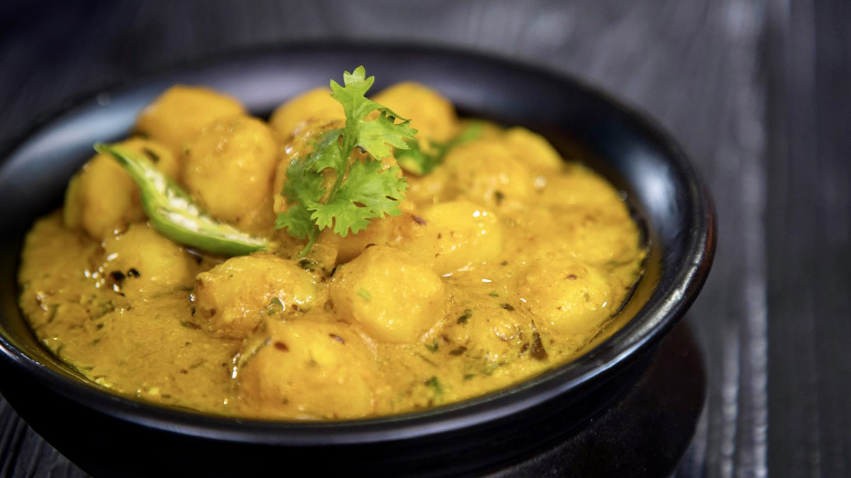 Dahi Wale Aloo Recipe: 6 Steps To Prepare This Iconically Indian ...
