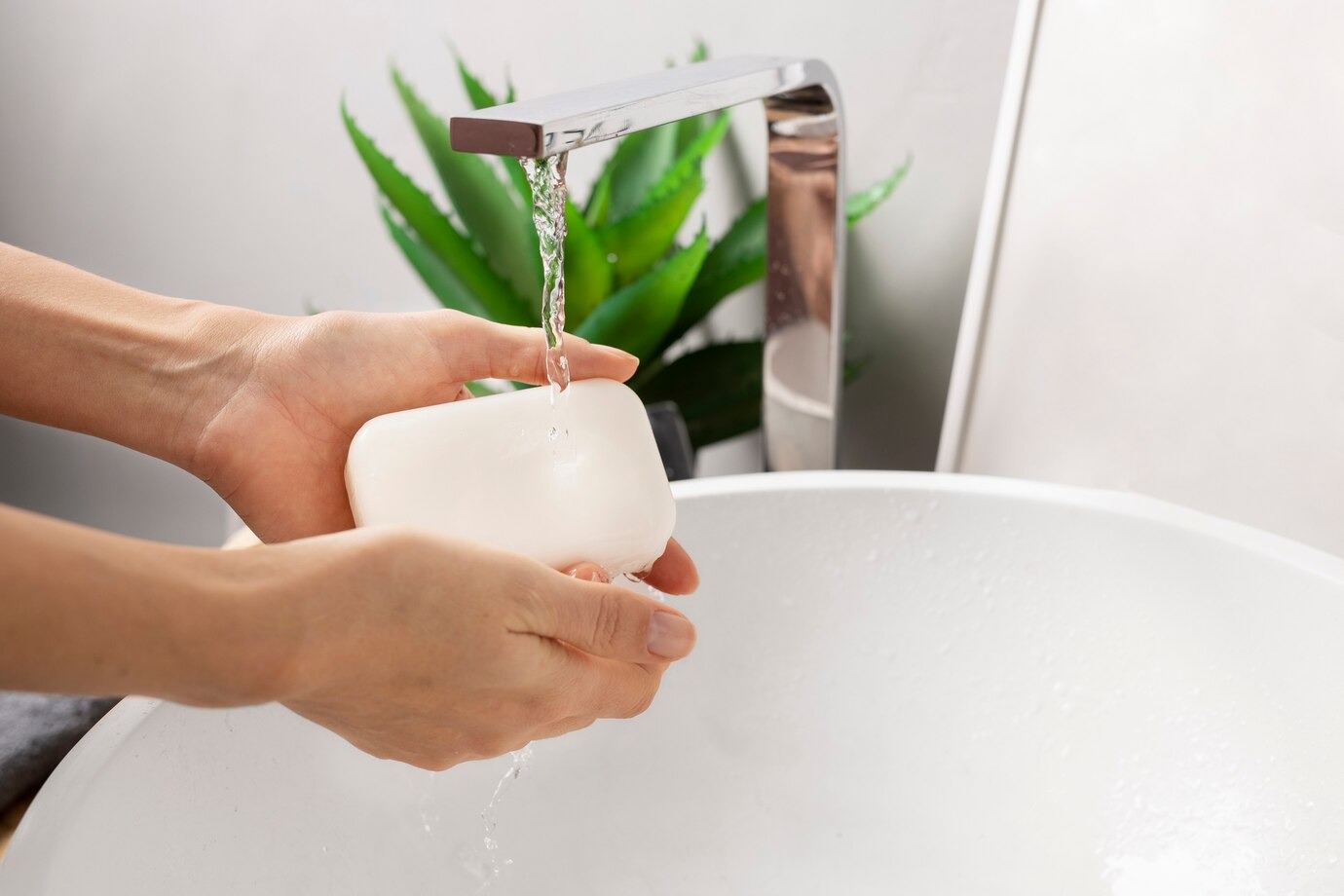 Expert Shares 3 Must-Have Water-Saving Fixtures for an Eco-Friendly ...