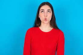 4 Facial Yoga Exercises To Naturally Lift And Tone Skin | Herzindagi