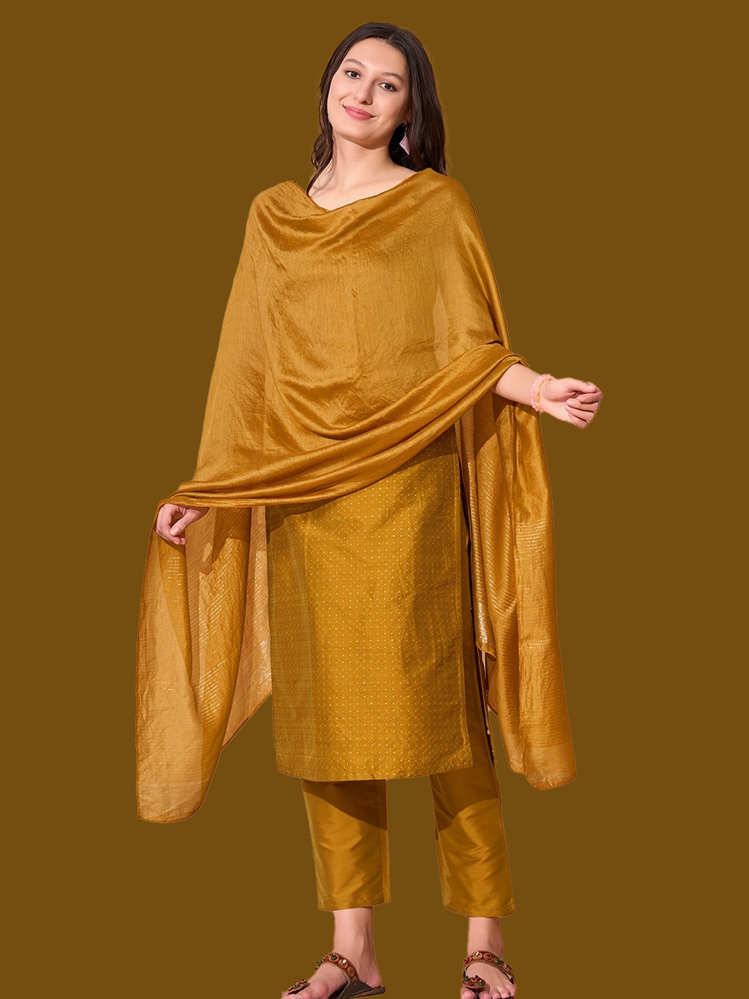 5 Plain Mustard Colour Suit Designs For Your Ethnic Wardrobe | Herzindagi