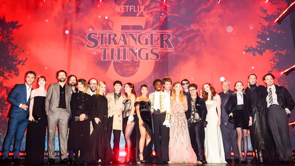Is There A 'Stranger Things' Secret Episode 9? Here's What The Truth Is ...
