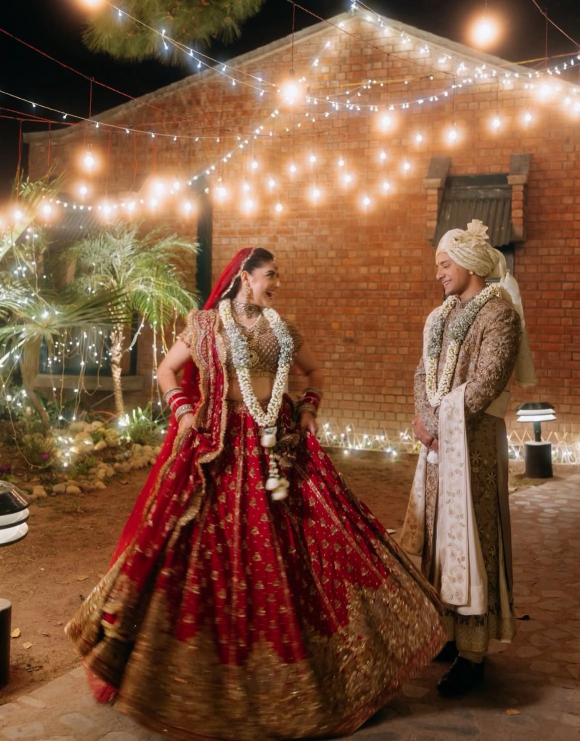Singer Aksh Baghla Gets Married To Swati Chauhan, Pics Inside | Herzindagi