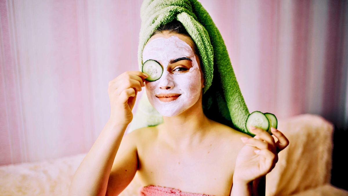 Top 5 Nighttime Skincare Tips To Repair Sun Damage At Night | Herzindagi