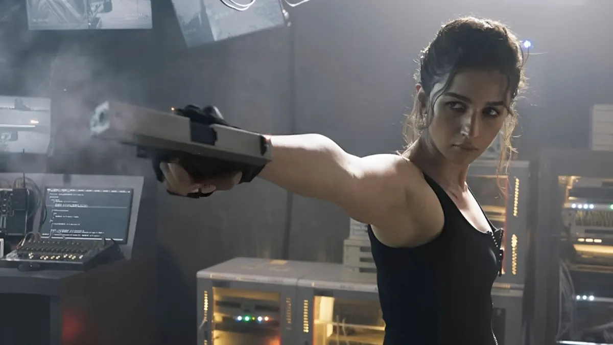 Alpha Movie Teaser Twitter Review: Netizens Praise Alia Bhatt And Bobby ...