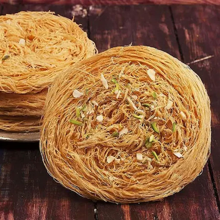 दशमी में पफेक्ट मीठी फेनी बनाने जानें सही तरीका, ये टिप्स आएंगे काम ...