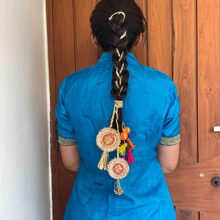 Paranda Designs For Hair: इस दिवाली बालों में लगाएं परांदा, लुक लगेगा ...