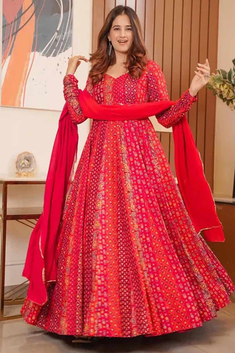 Gurupurab Suit Designs: गुरुपुरब के दिन पहनें फ्रॉक वाले सलवार-सूट, आप ...