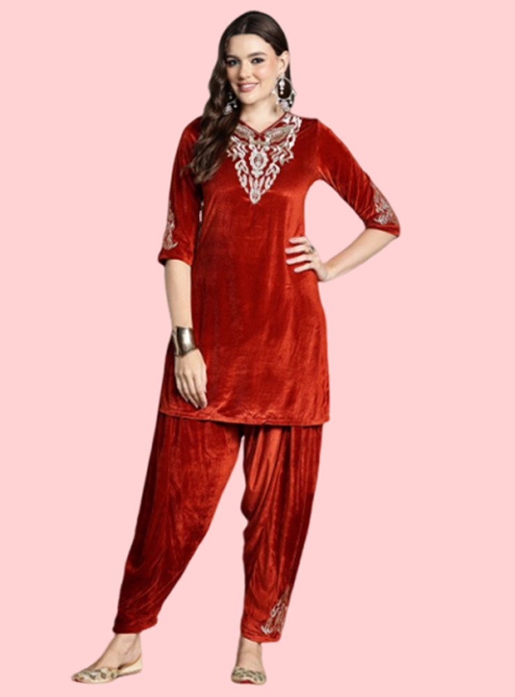 Gurpurab 2024 Patiala suit Designs: गुरु नानक जयंती के दिन पहनें ...