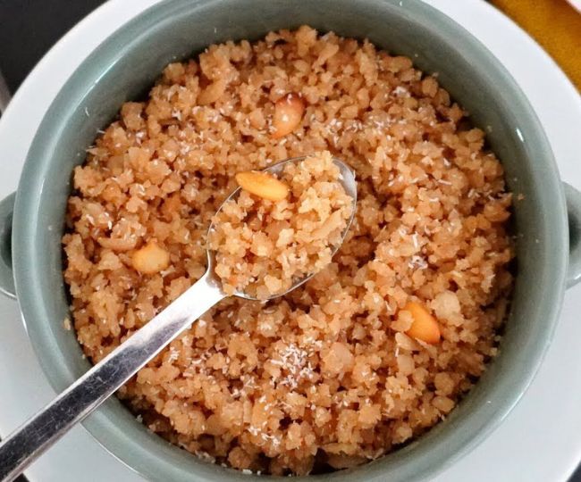 Jaggery Poha Recipe: क्या आपने कभी ट्राई किया है गुड़ वाला पोहा ...