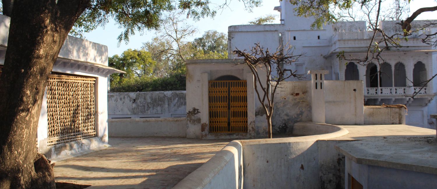 भारत के इस गांव में आज तक नहीं आया कलयुग | vrindavan tatiya sthan ...