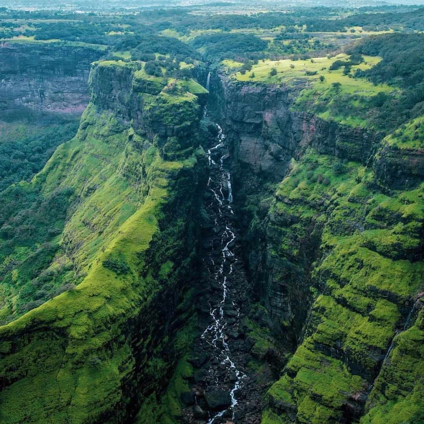 Sandhan Valley: क्या आपने महाराष्ट्र की संधान वैली एक्सप्लोर किया ...