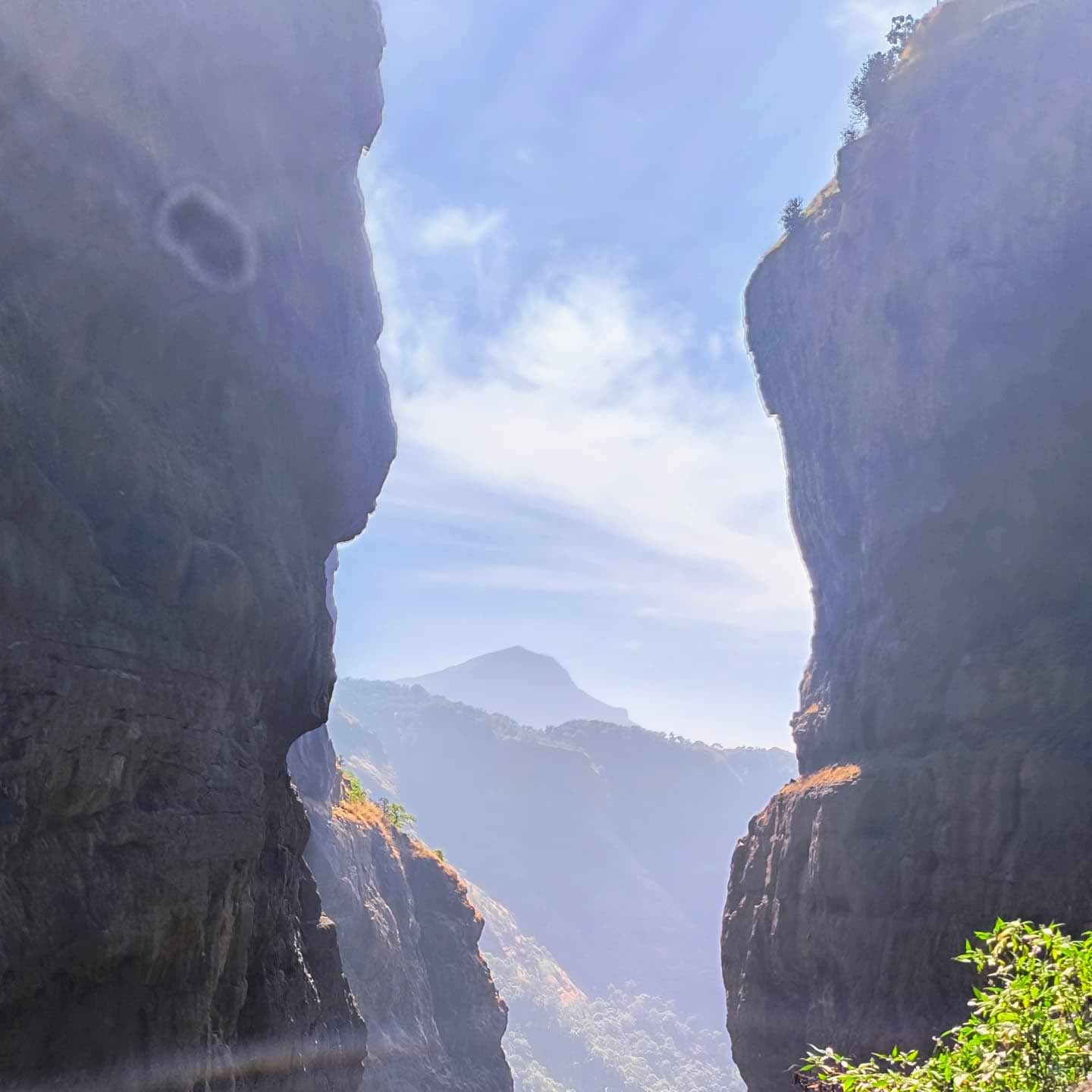 Sandhan Valley: क्या आपने महाराष्ट्र की संधान वैली एक्सप्लोर किया ...