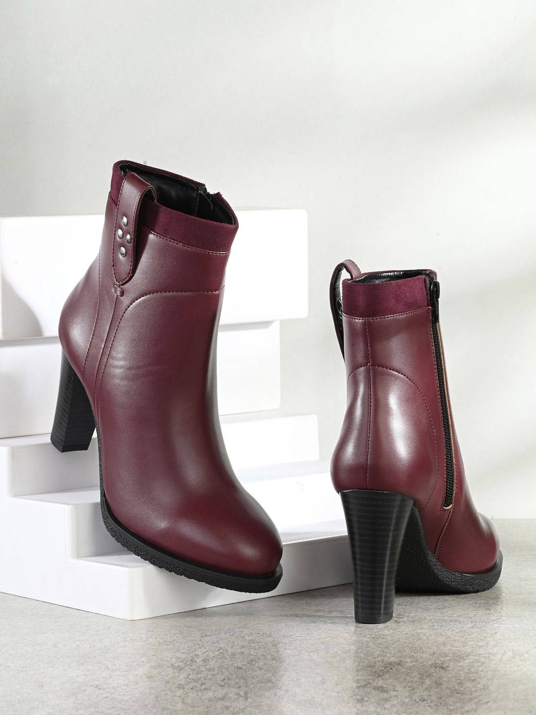 New Year की पार्टी में आपके आउटफिट को नया लुक देने का काम करेंगे ये ...