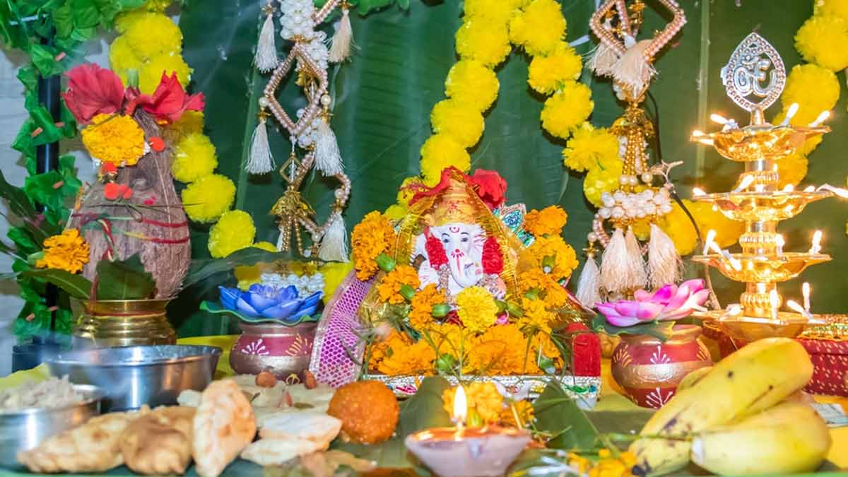 Sakat Chauth Arghya 2025: सकट चौथ के दिन चंद्रदेव को अर्घ्य किन-किन ...