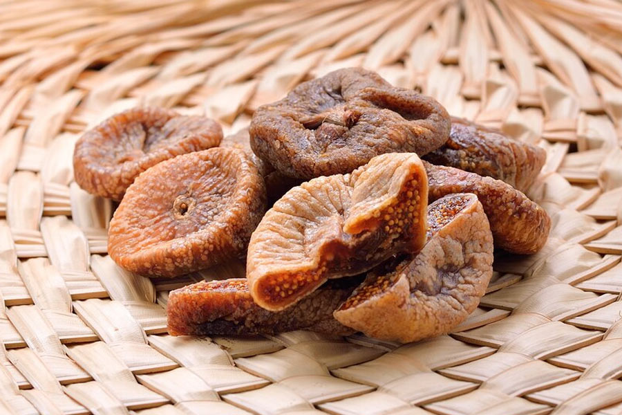 सूखे अंजीर को रखना है फ्रेश तो यूं करें लंबे समय तक स्टोर | dried figs ...