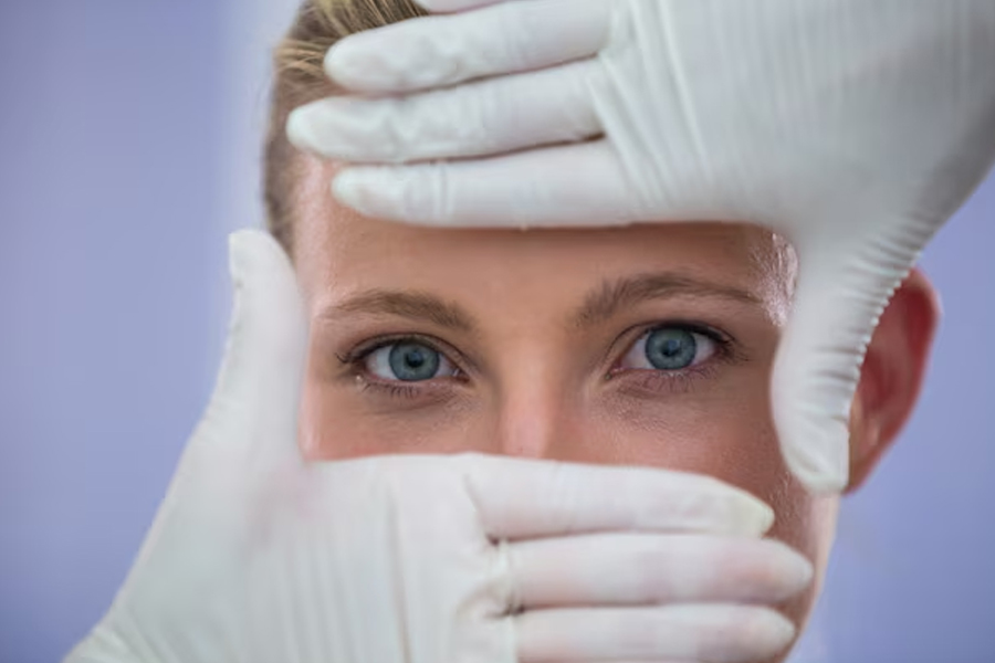 चश्मा पहनती हैं तो जान लें लेसिक और लेज़र सर्जरी में क्या होता है अंतर ...