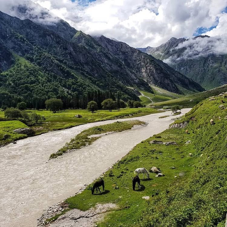 Himachal Pradesh Hidden Valley: हिमाचल प्रदेश की इस वैली का दीदार किया ...