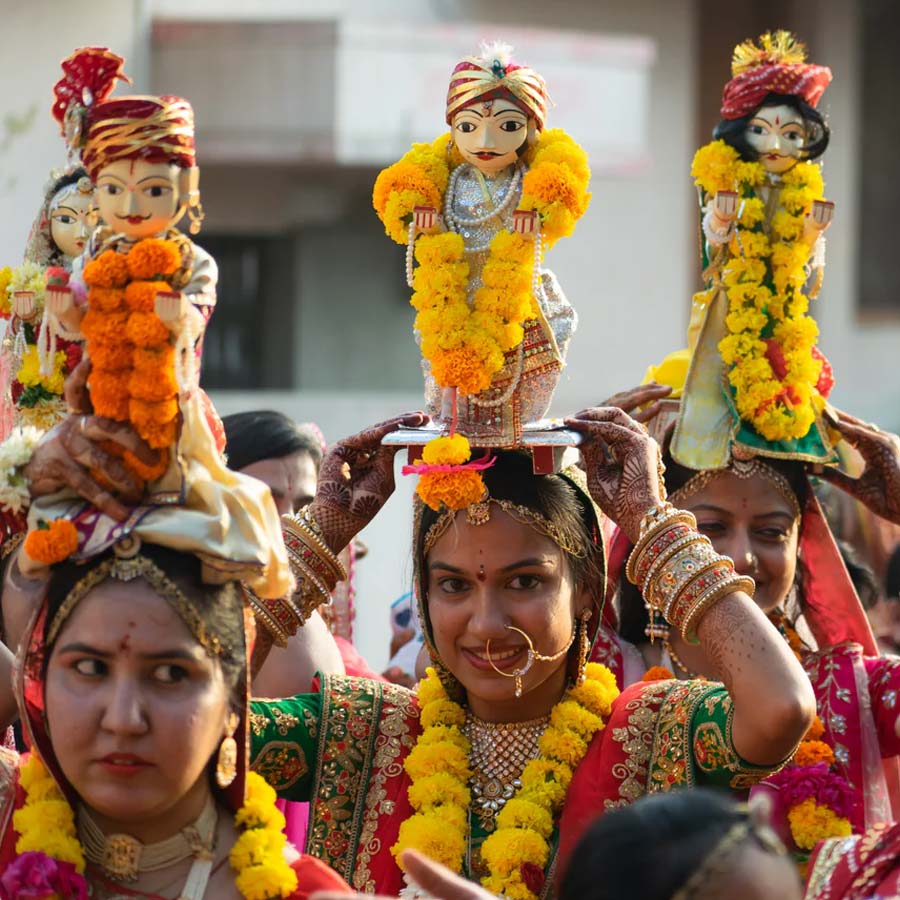 Gangaur Ki Puja 2025: गणगौर पूजा में 16 अंक का क्या है खास महत्व, जानें ...