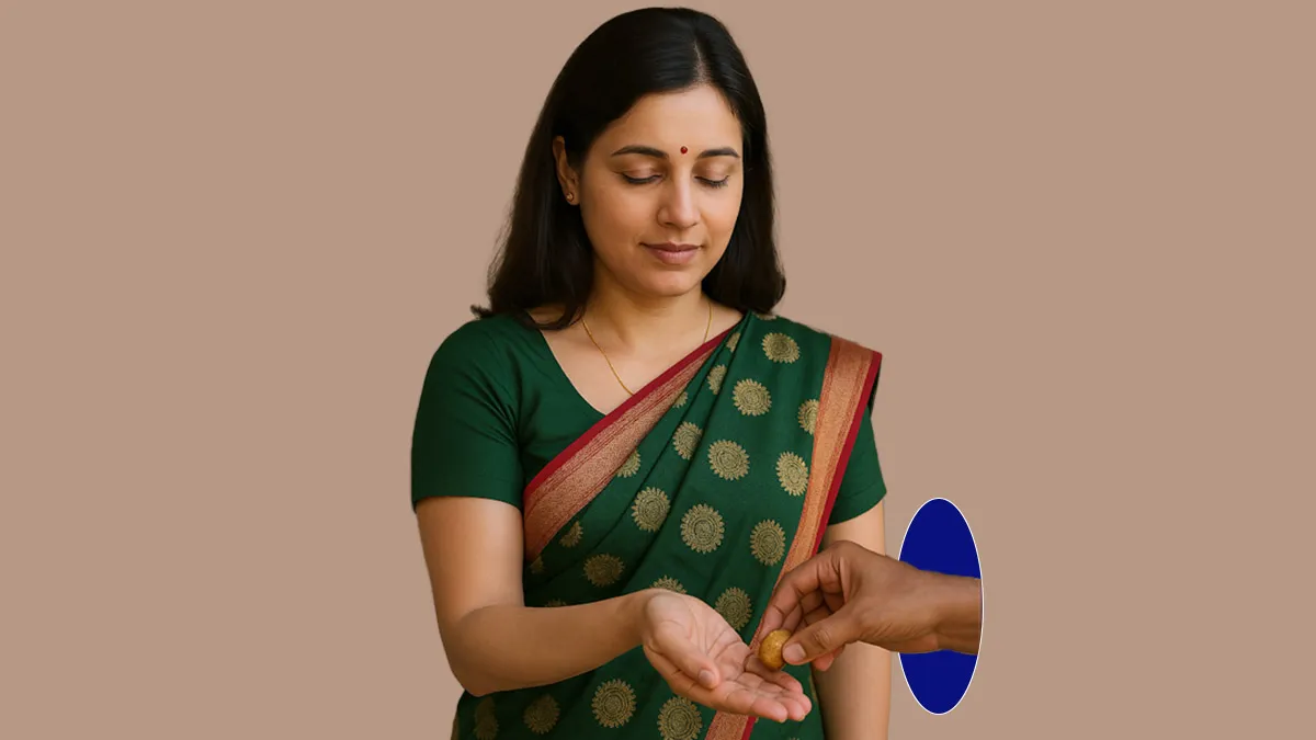 पूजा के बाद बची हुई सामग्री का क्या करना चाहिए? जानें ज्योतिष के नियम ...