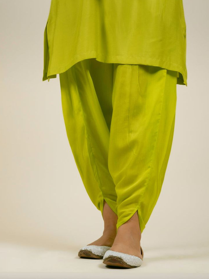 Salwar Ke Poncho Designs: ये 4 तरह के Poncho Designs सलवार को बनाएंगे ...