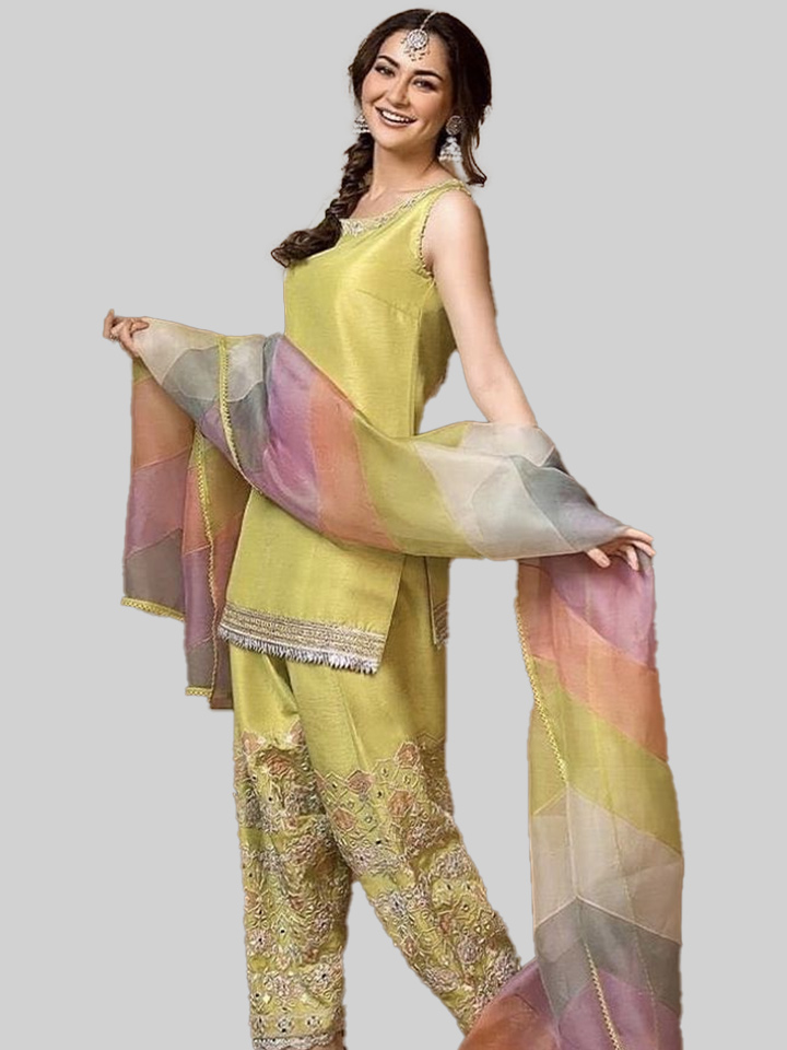 Salwar Ke Poncho Designs: ये 4 तरह के Poncho Designs सलवार को बनाएंगे ...
