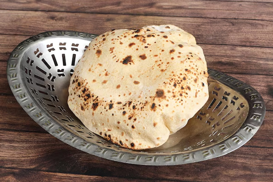 सिर्फ कहावत नहीं 2 जून की रोटी, जानिए क्या है इसका असल जिंदगी में मतलब ...