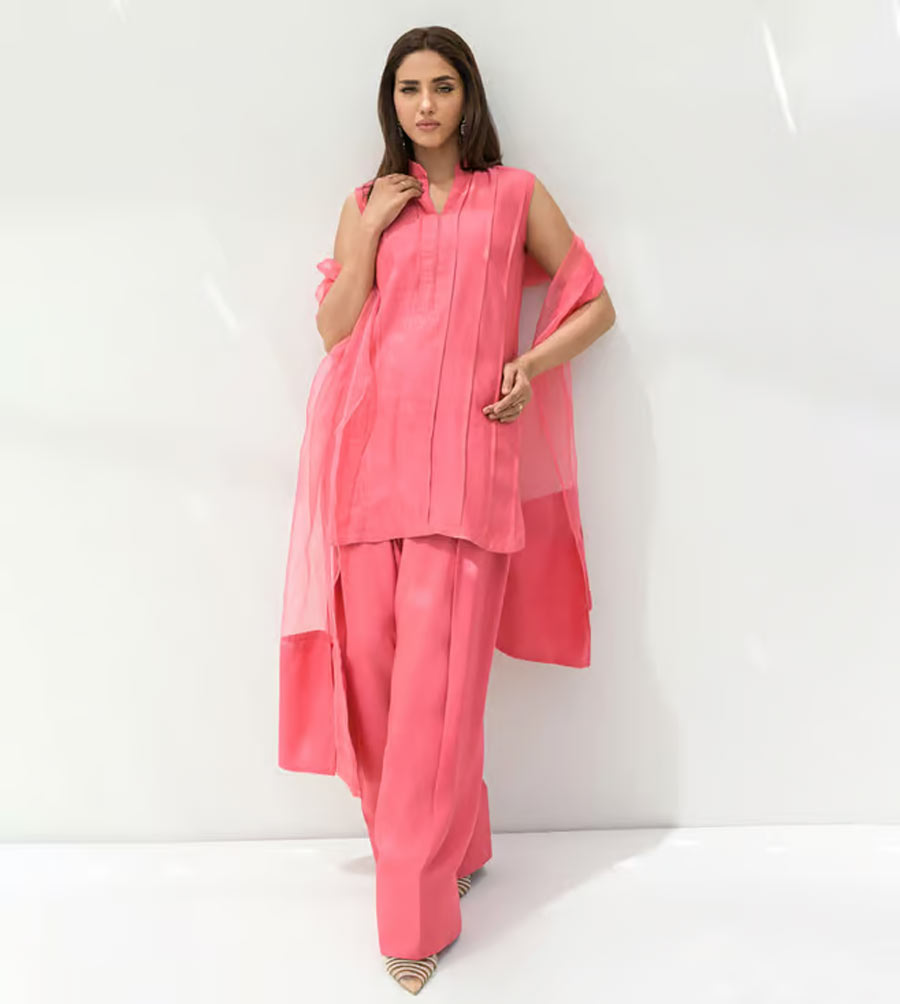 Farshi Salwar Suit Designs: ये 3 तरह के फर्शी सलवार सूट करें स्टाइल ...