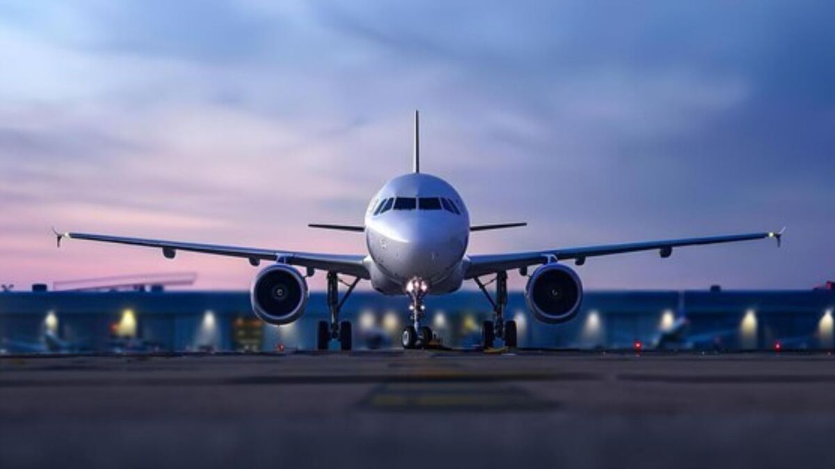 एयर इंडिया की फ्लाइट से सफर करने वाली हैं तो नई एडवाइजरी जान लें, वरना ...