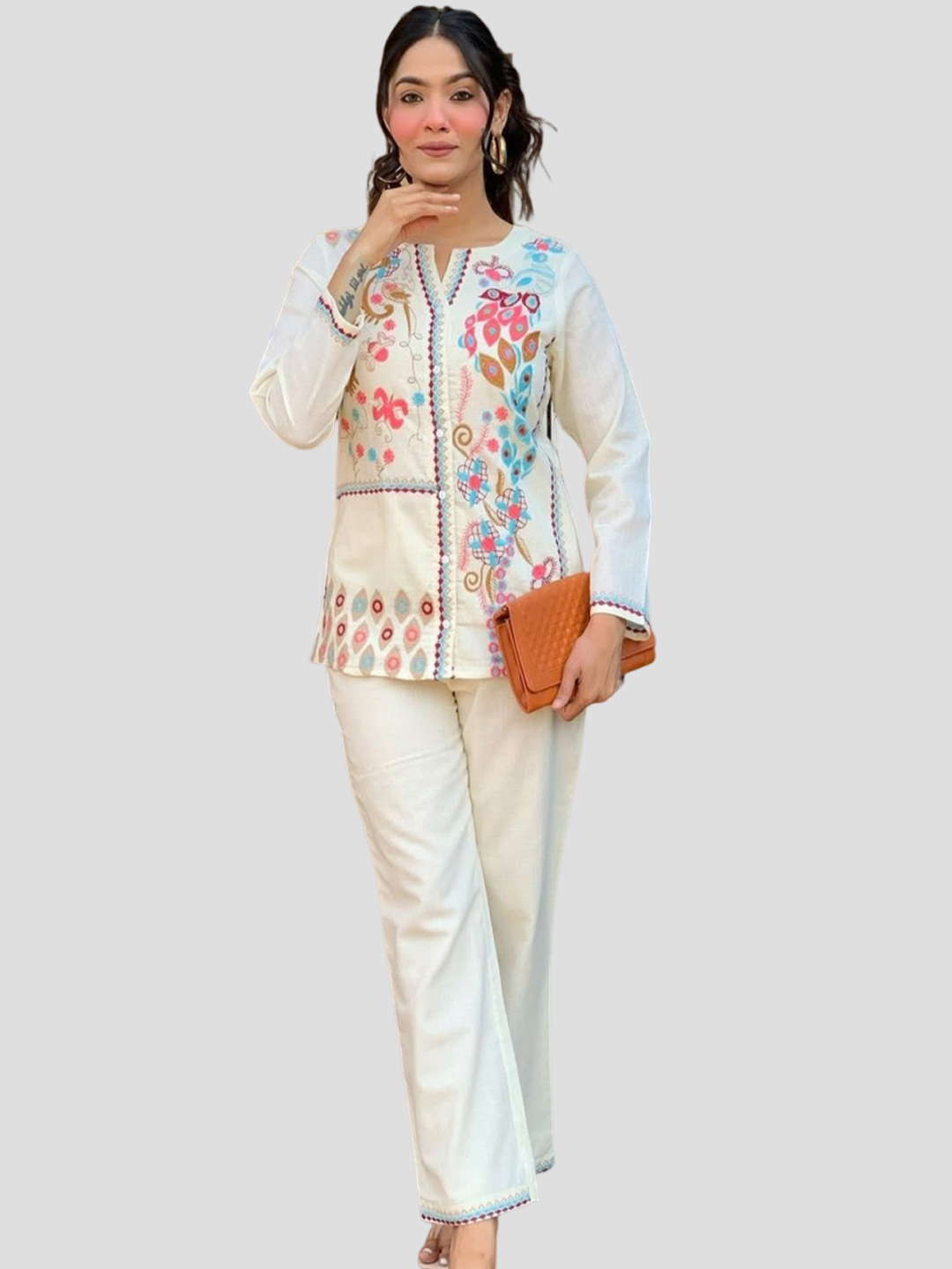 इस रक्षाबंधन साड़ी-सूट नहीं, पहनें ऐसे हैवी Co-ord Set...लुक दिखेगा ...