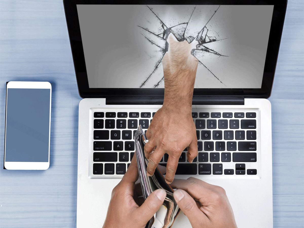 IAS अधिकारी बनकर हो रही है सोशल मीडिया पर ठगी, रांची के निवासी के साथ ...