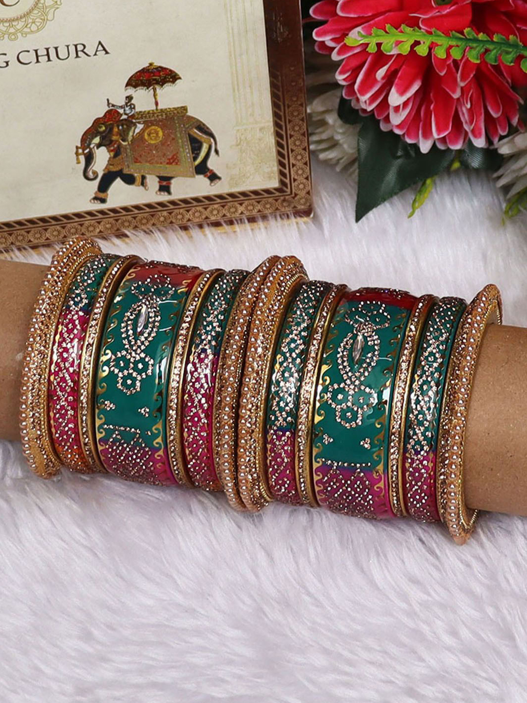 Lac Ki Chudi Designs: हाथों की खूबसूरती बढ़ा देंगी लाक की ये खूबसूरत ...
