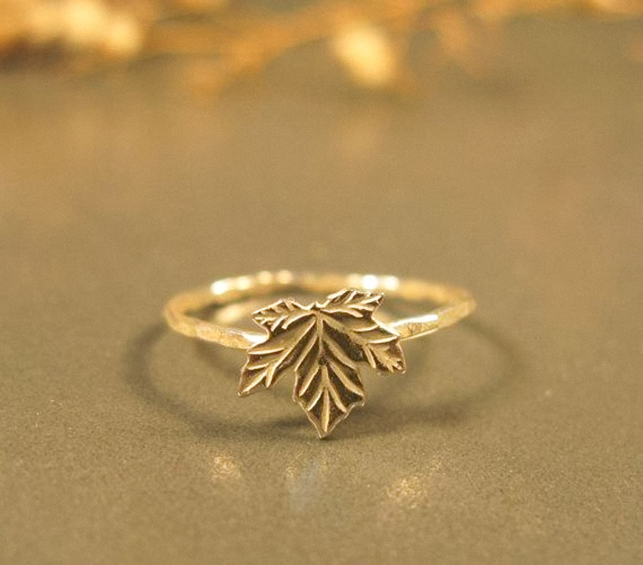 Leaf Pattern Ring: उंगलियों को मिलेगा क्लासी लुक, ट्राई करें ये लीफ ...