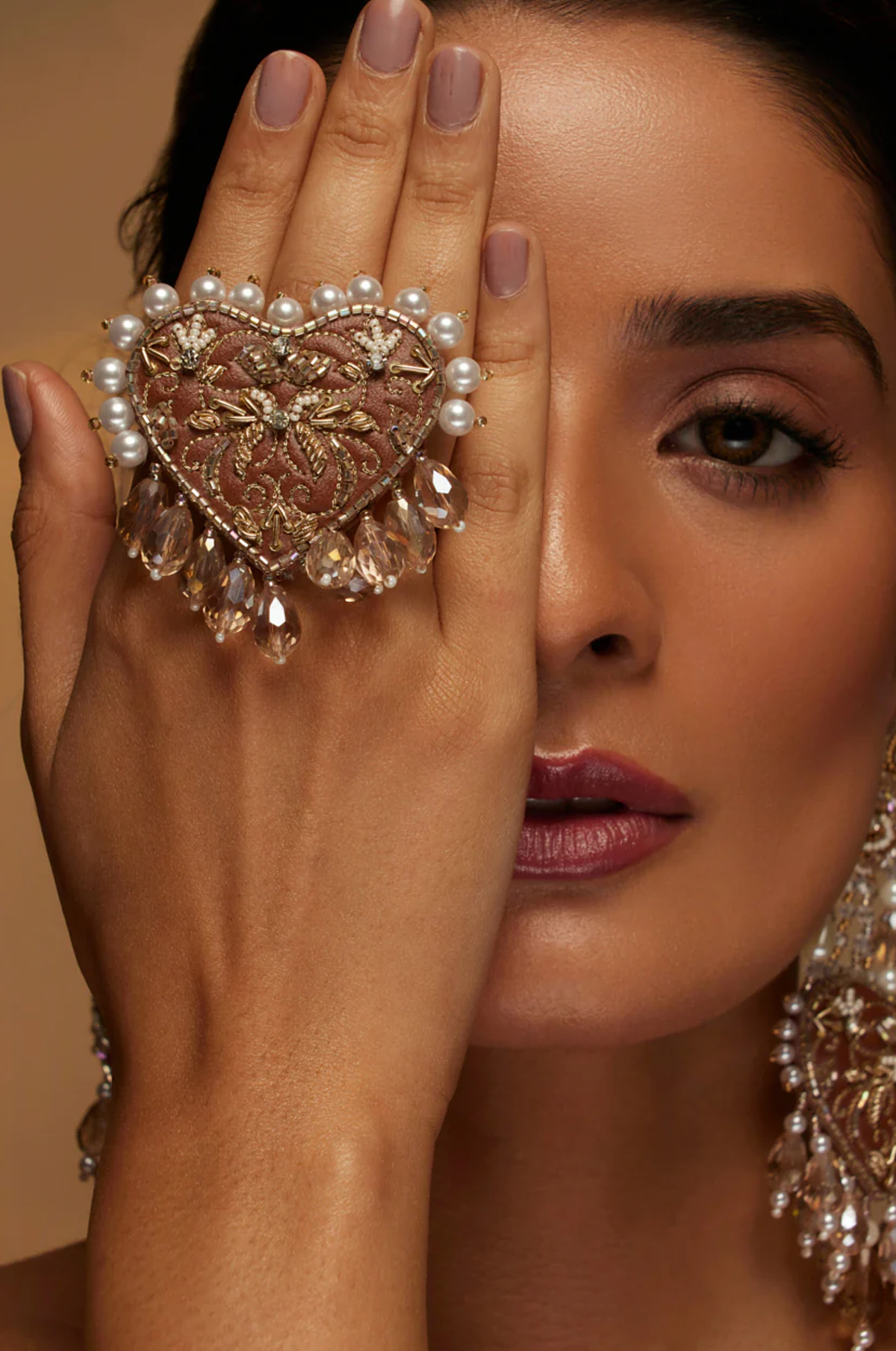 Craft Ring Designs: सोने की महंगी रिंग छोड़ हाथों में वियर करें क्राफ्ट ...