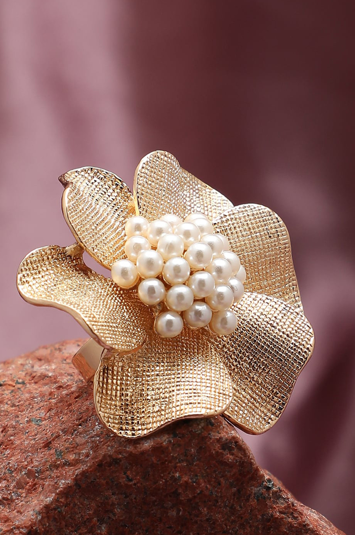 Craft Ring Designs: सोने की महंगी रिंग छोड़ हाथों में वियर करें क्राफ्ट ...