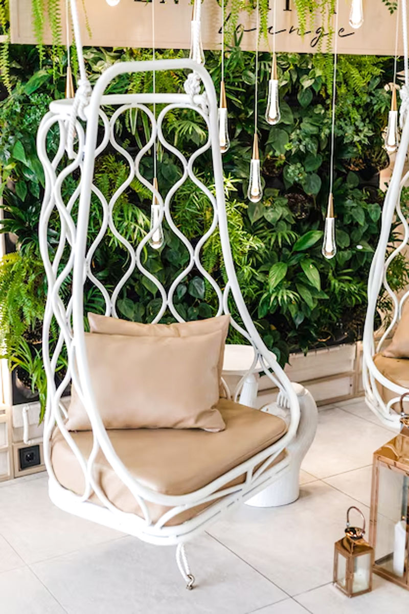 Jhula Designs For Balcony: बोरिंग बालकनी को दें एक खूबसूरत मेकओवर, इस ...