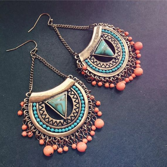Boho Earring Designs: ट्रेंडी और यूनिक लुक के लिए बेस्ट हैं 'बोहो ...